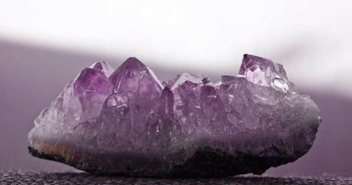 De heilzame werking van edelstenen | Bloom